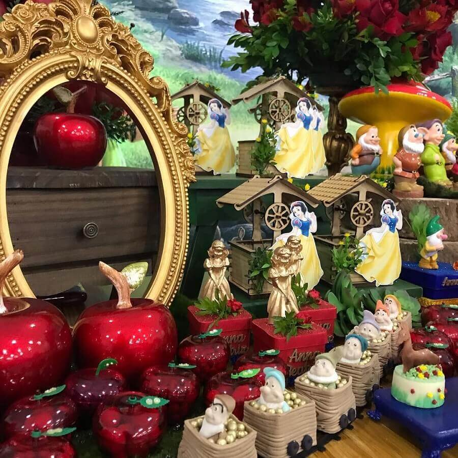 Magical Snow White Party Tips and Stunning Decorations.