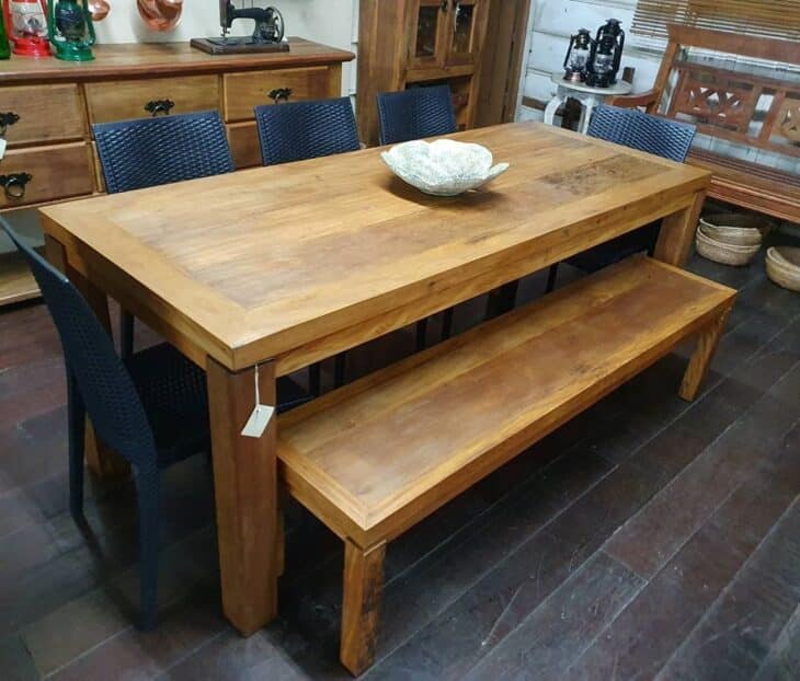 30 Inspiring Ideas for Incorporating Benches with Dining Tables in Your ...