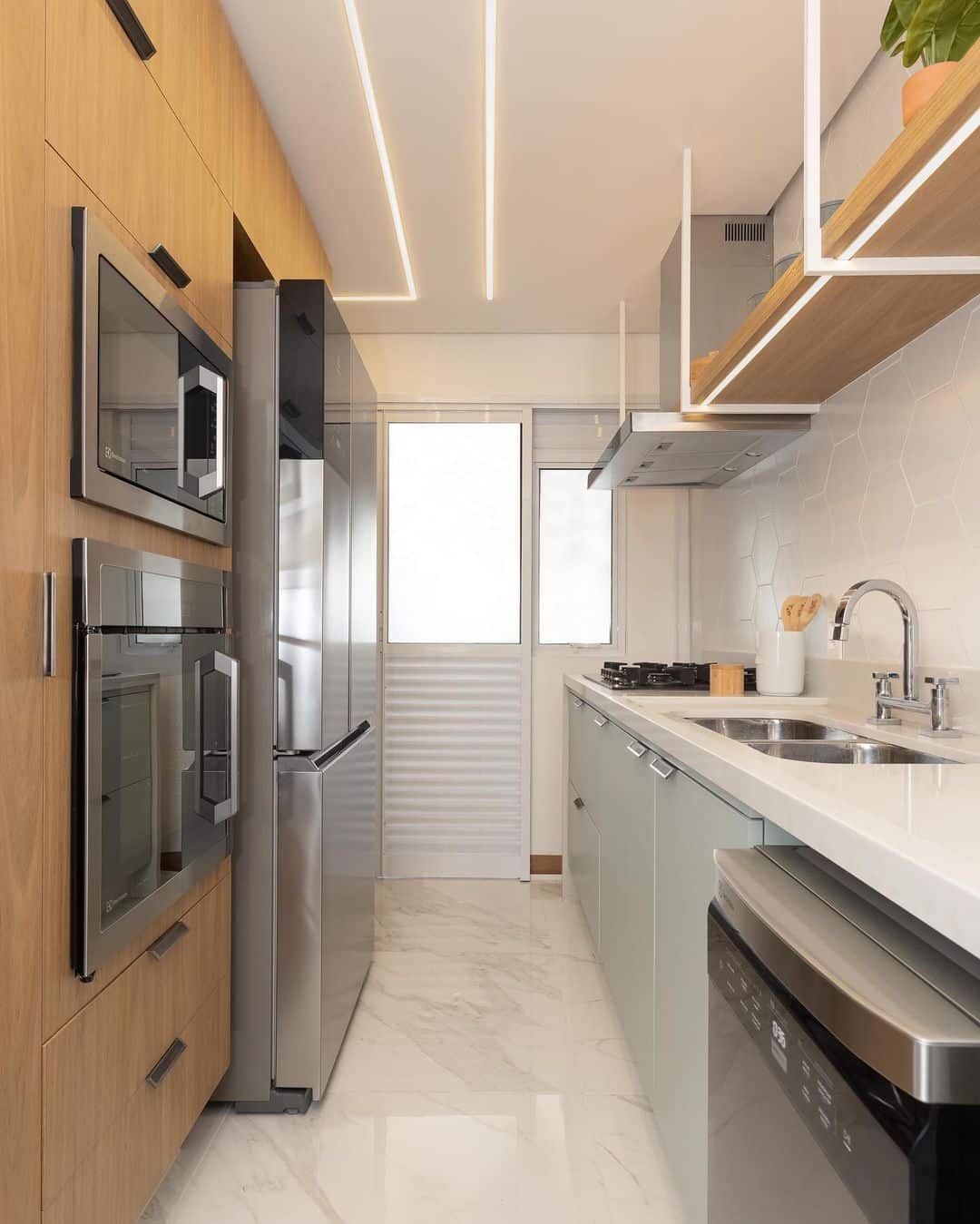 Incorporating Hot Towers in Your Kitchen: Tips and Inspiration