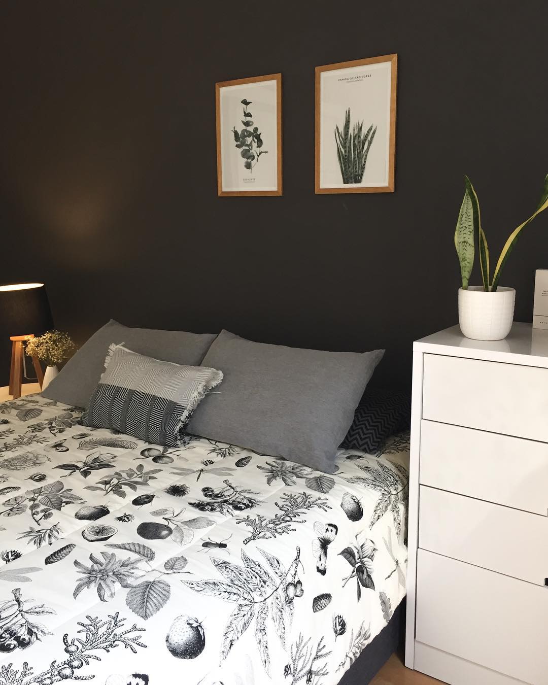 Gray Walls: 70 Inspiring Photos of Cozy and Stylish Spaces