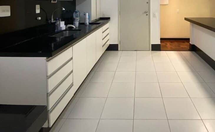 Adopt a Minimalist Look with Cava Pulls