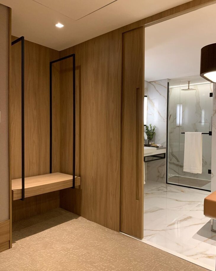 Adopt a Minimalist Look with Cava Pulls